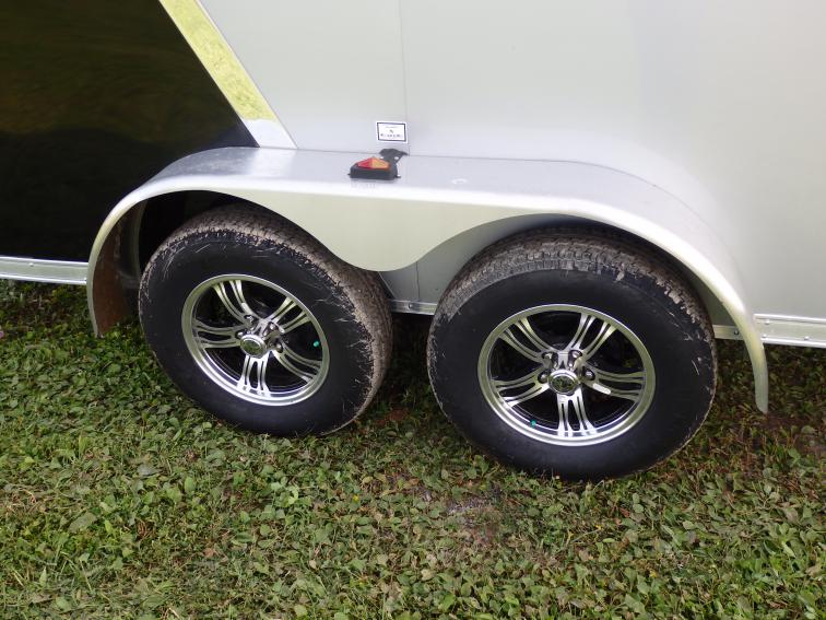 Tire 101 Trailer Sales Amera Lite ADXST Remorque Ferm e